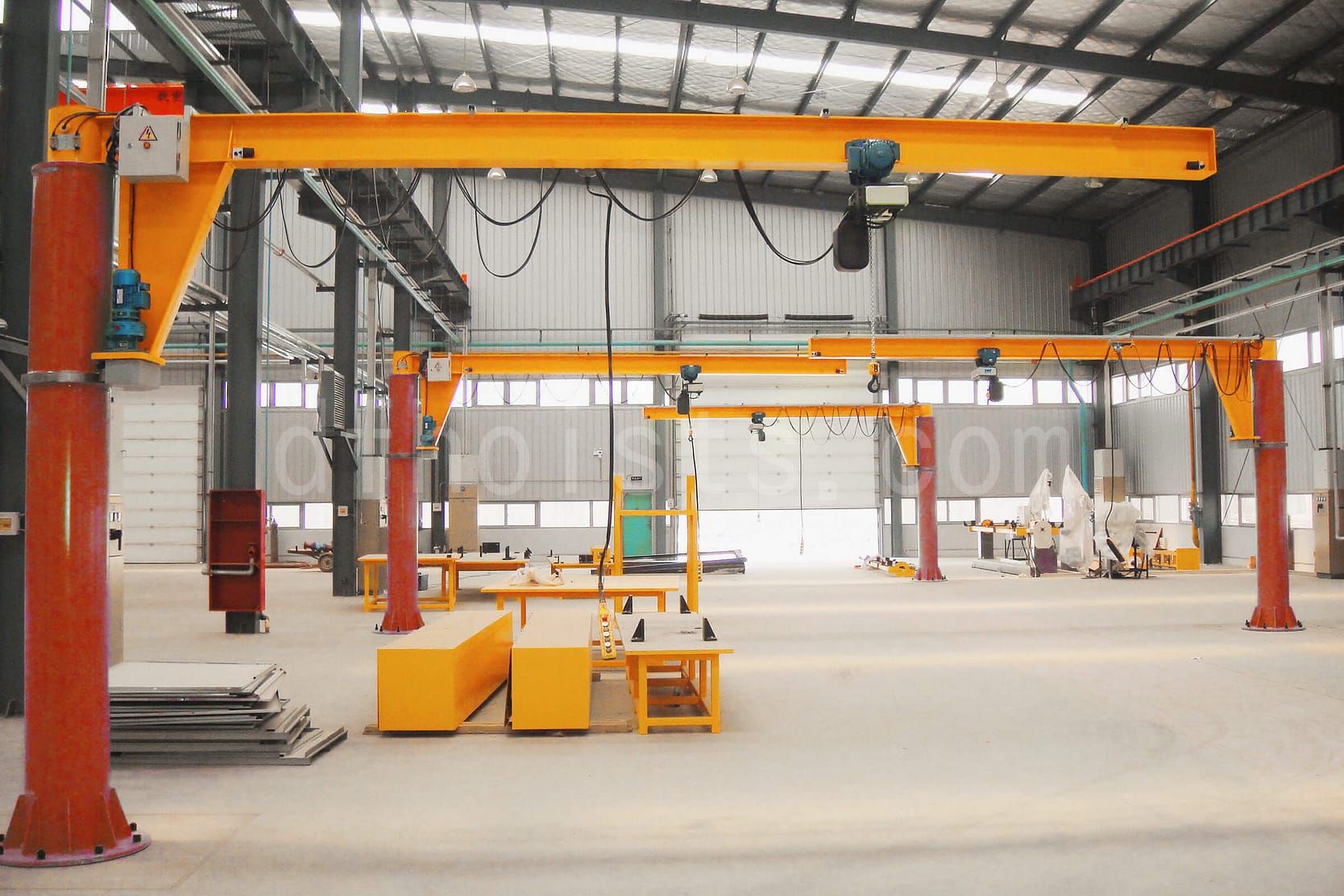 Freestanding Jib Cranes Manufacturer | Cost Effective | Dafang Crane